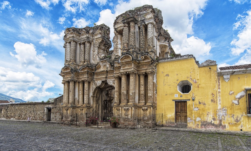Discover the History and Colonial Architecture of Antigua Guatemala ...